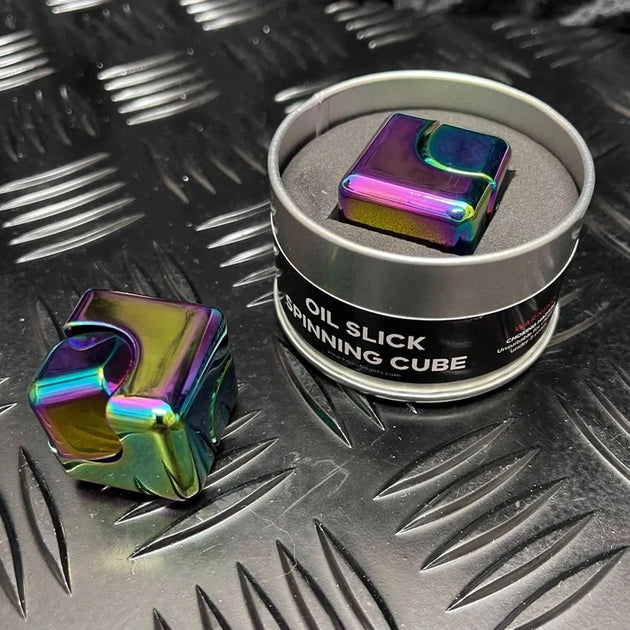 Spinning Cube- Oil Slick Colour – realtoys